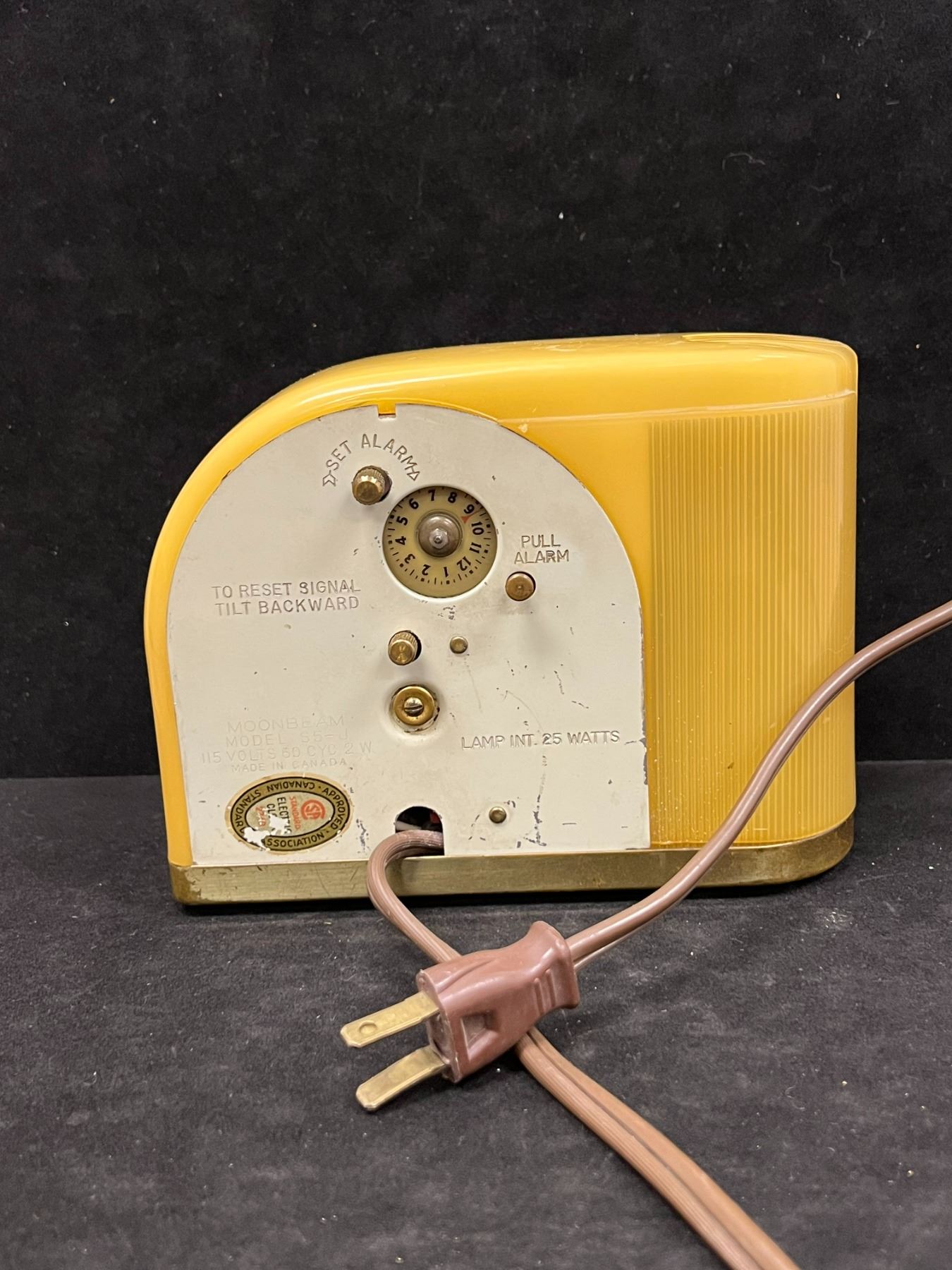 Westclox Deco Moonbeam Electric Clock & Big Ben Wind Up Clock