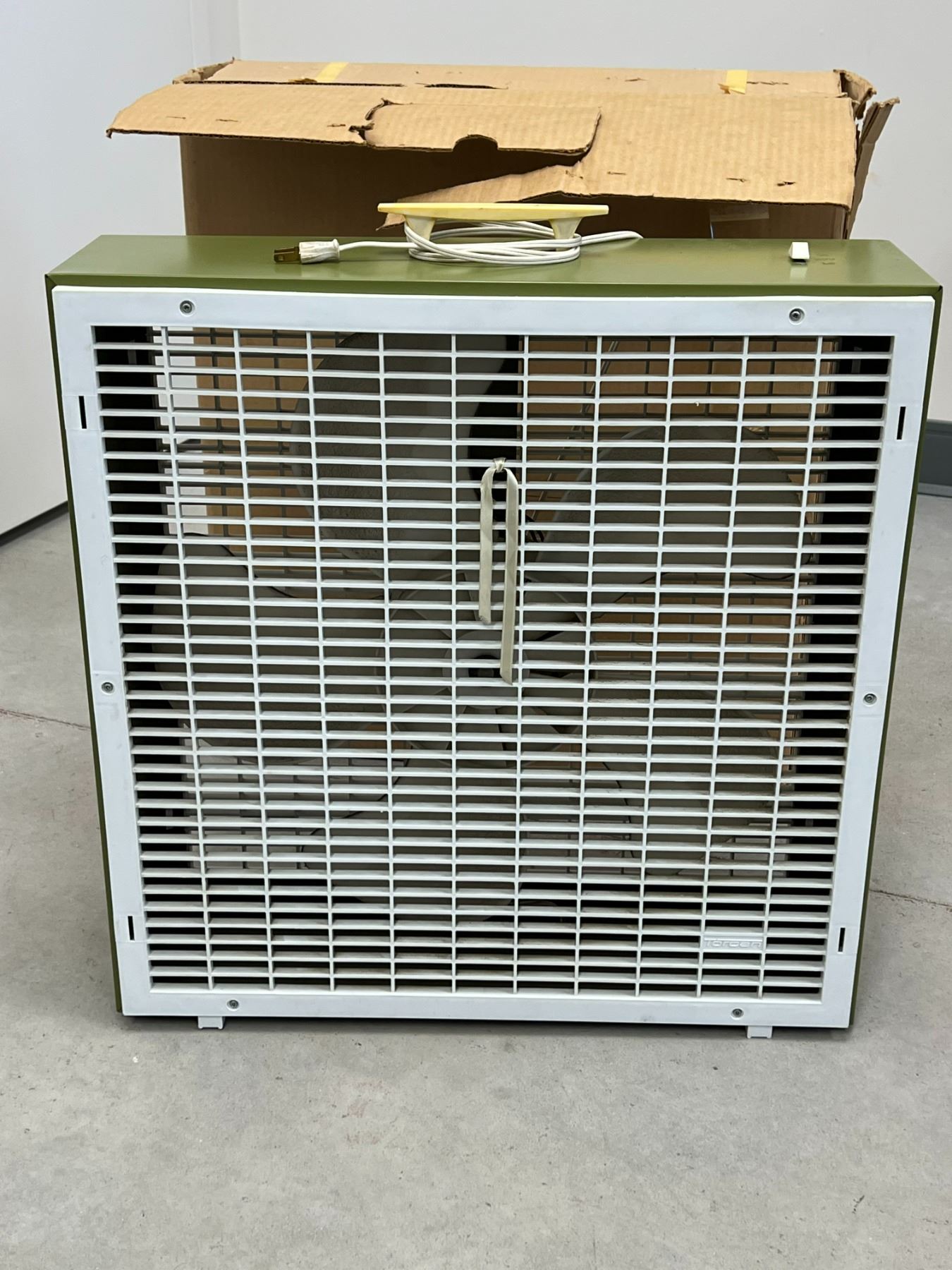 Vintage Torcan 20" Two Speed Box Fan w/ original Box