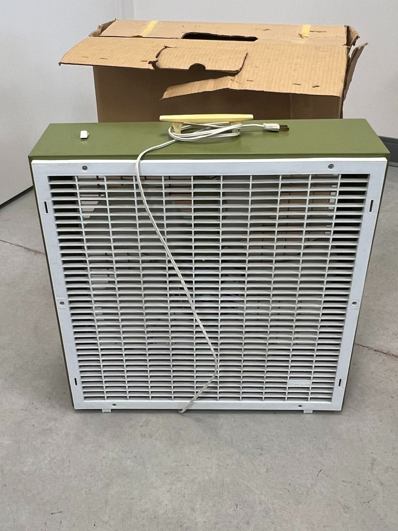 Vintage Torcan 20" Two Speed Box Fan w/ original Box