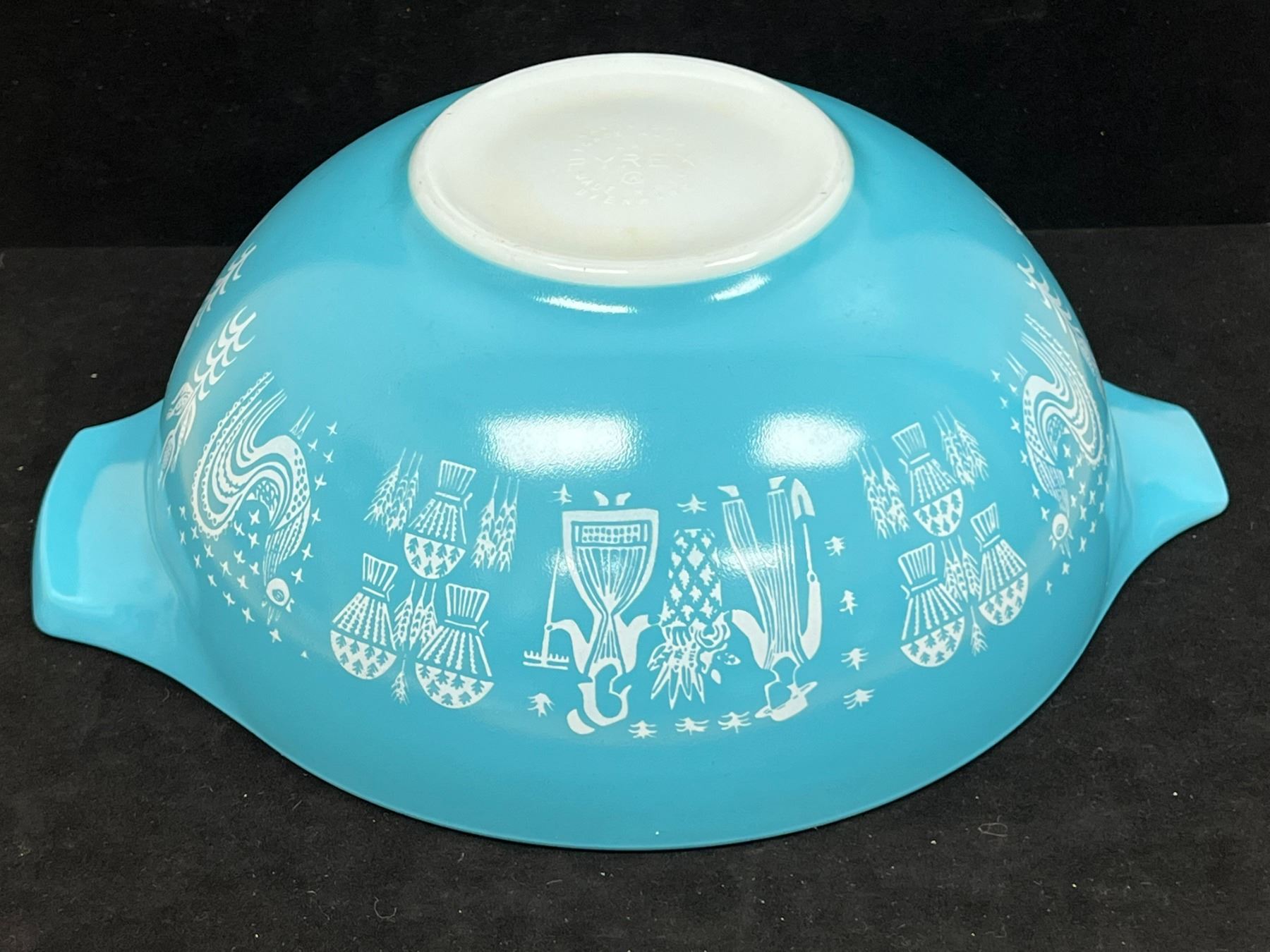 Vintage Pyrex Amish / Butterprint 444 Cinderella Mixing Bowl 4 QT