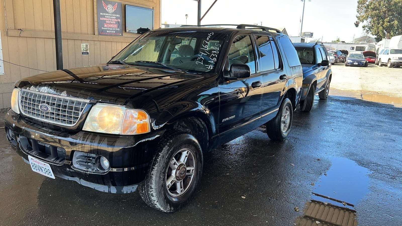 2004 Ford Explorer XLT
