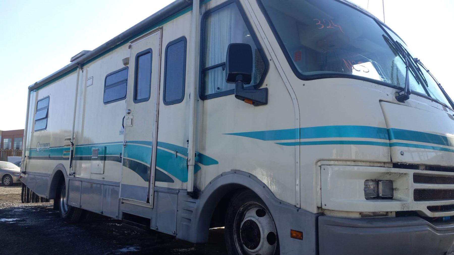 1993 CORONADO MOTORHOME