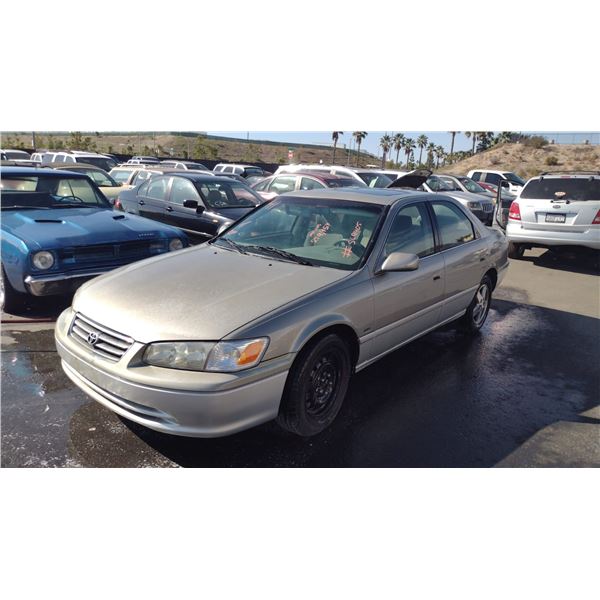 2001 Toyota Camry CE