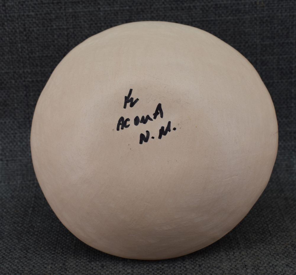 ACOMA POTTERY SEED JAR BY KATHERINE LEWIS