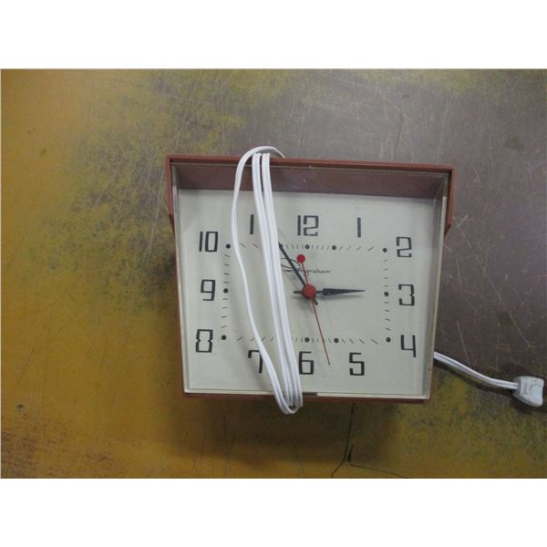 COLLECTIBLE: INGRAHAM ELECTRIC ALARM CLOCK