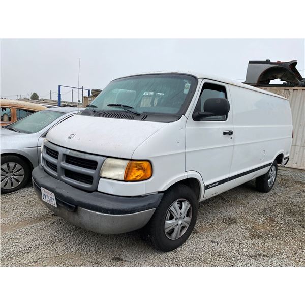 1998 DODGE RAM VAN