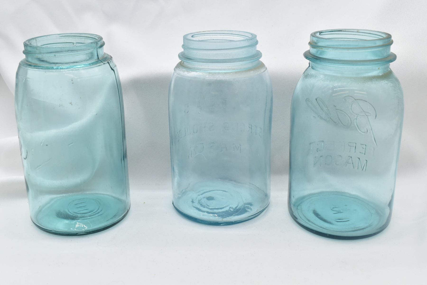 3 Vintage Light Blue Turquoise Canning Jars