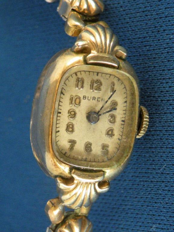 Vintage Buren Watch Casing is 14k gold-filled 17 jewel