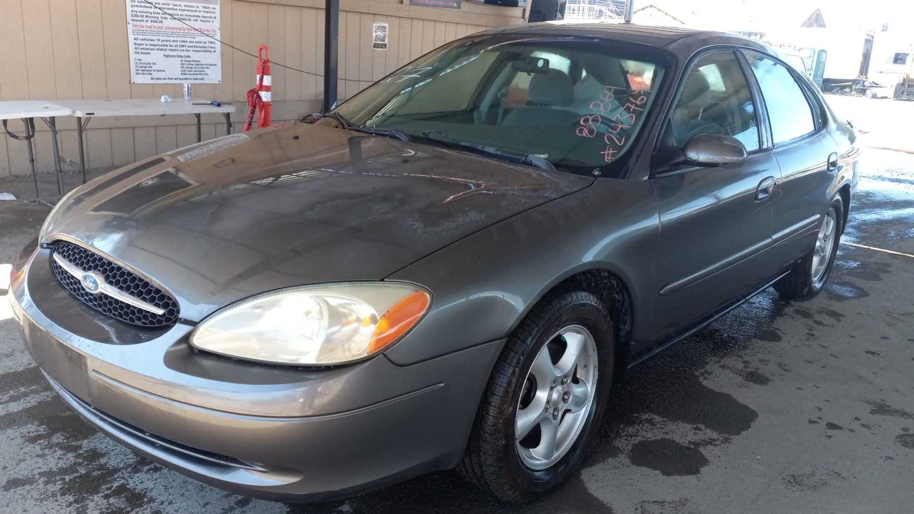 2002 Ford Taurus SES