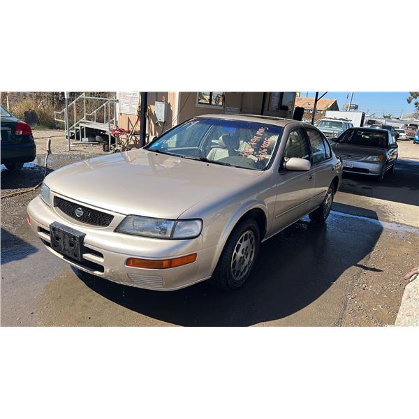 1995 Nissan Maxima GXE