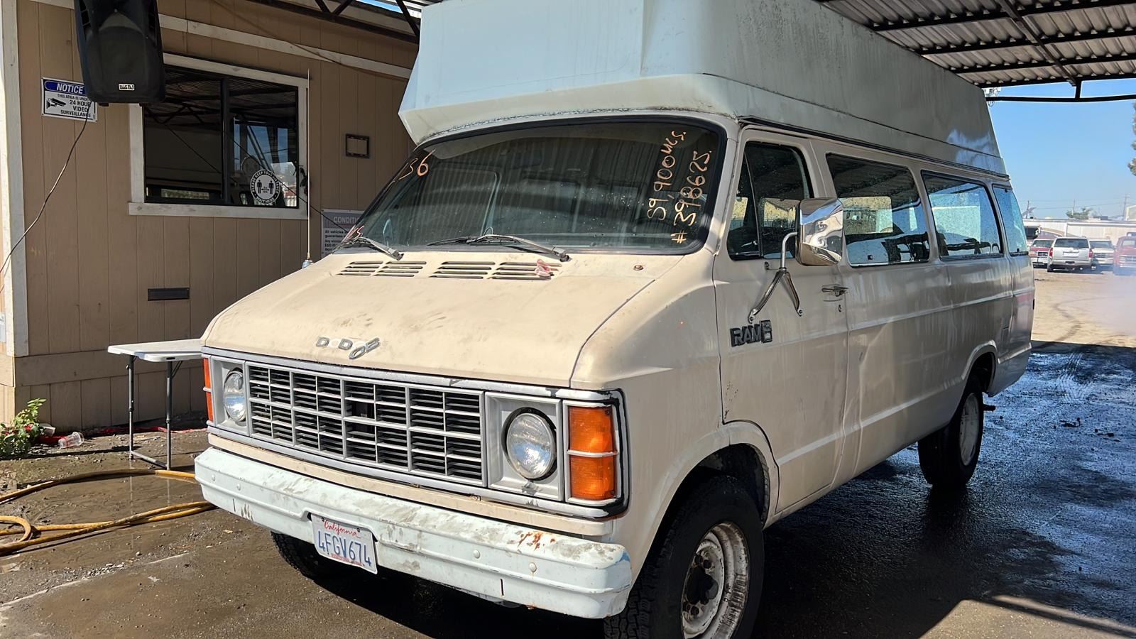1983 Dodge Ram Van B350