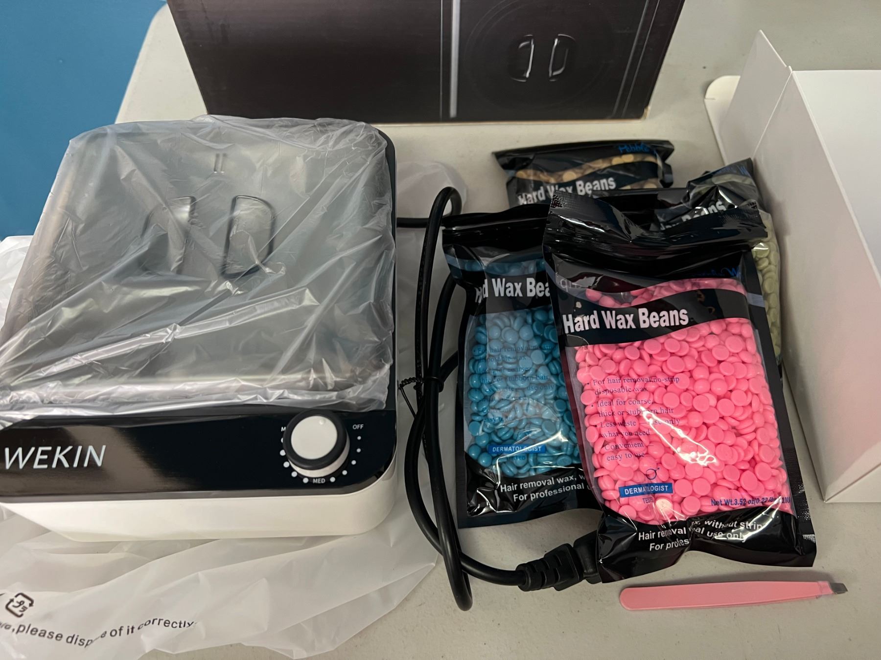 *NEW* Lot of 1 Hair Removal Waxing Kit w/ Wax Warmer & Wax Beads