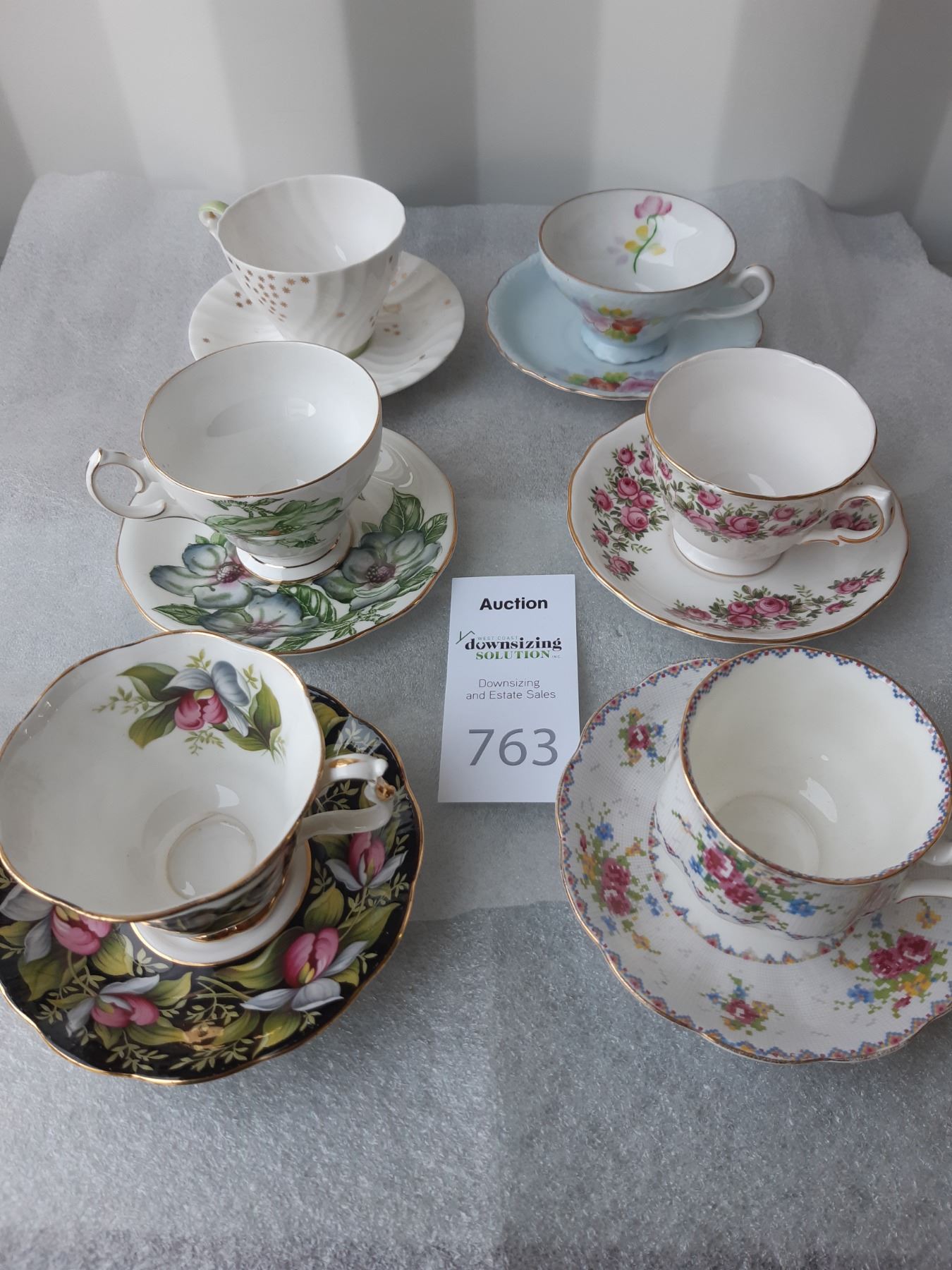 Royal Albert, Queen Anne, Royal Vale Cat A