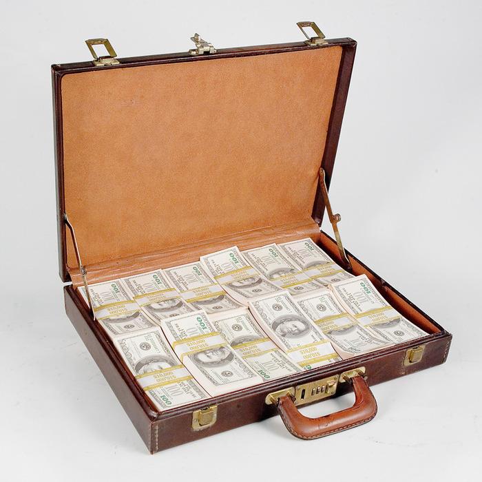 Gangster Mafia Fake Money Pack in Suit Case