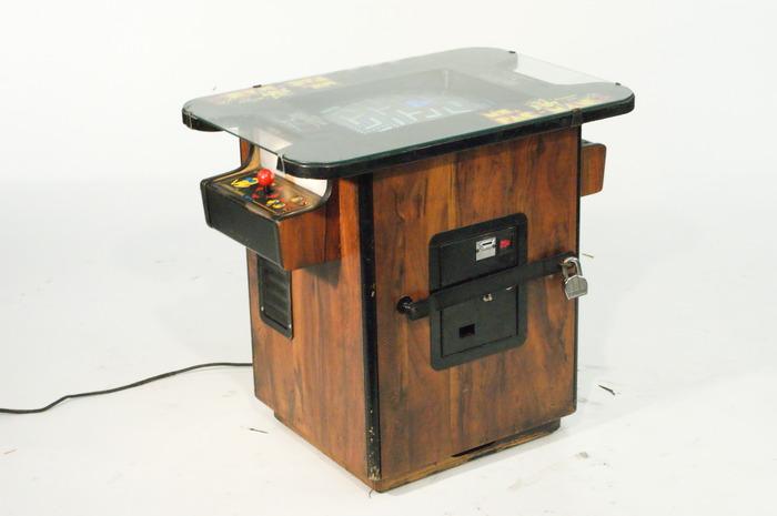 Vintage 1980 Classic Ms. Pac-Man Sit-Down Arcade Cocktail Table