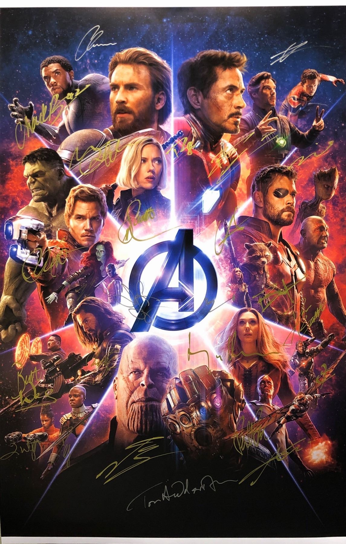 Avengers Infinity War Poster Scarlett Johansson Tom Hiddleston ...