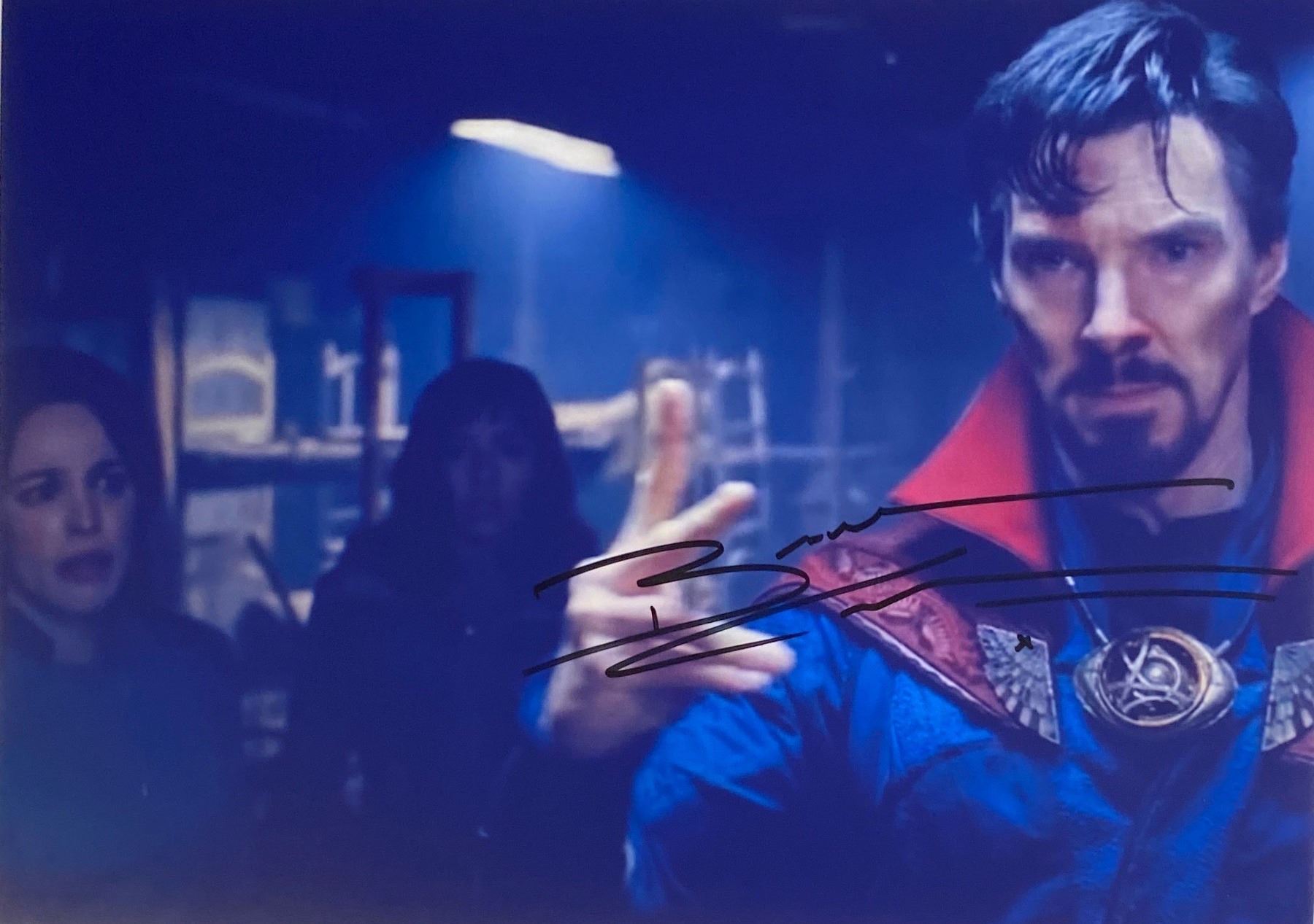 Autograph Signed Doctor Strange in the Multiverse of Madness Photo