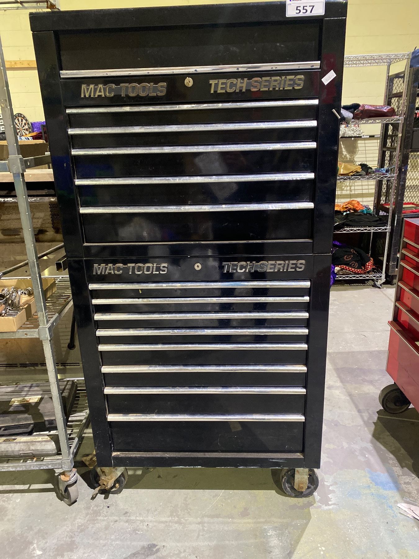 MAC TOOLS TECH SERIES ROLLING TOOL CHEST WITH KEY AND ASSORTED TOOLS ... MAC TOOLS TECH SERIES ROLLING TOOL CHEST WITH KEY AND ASSORTED TOOLS ...