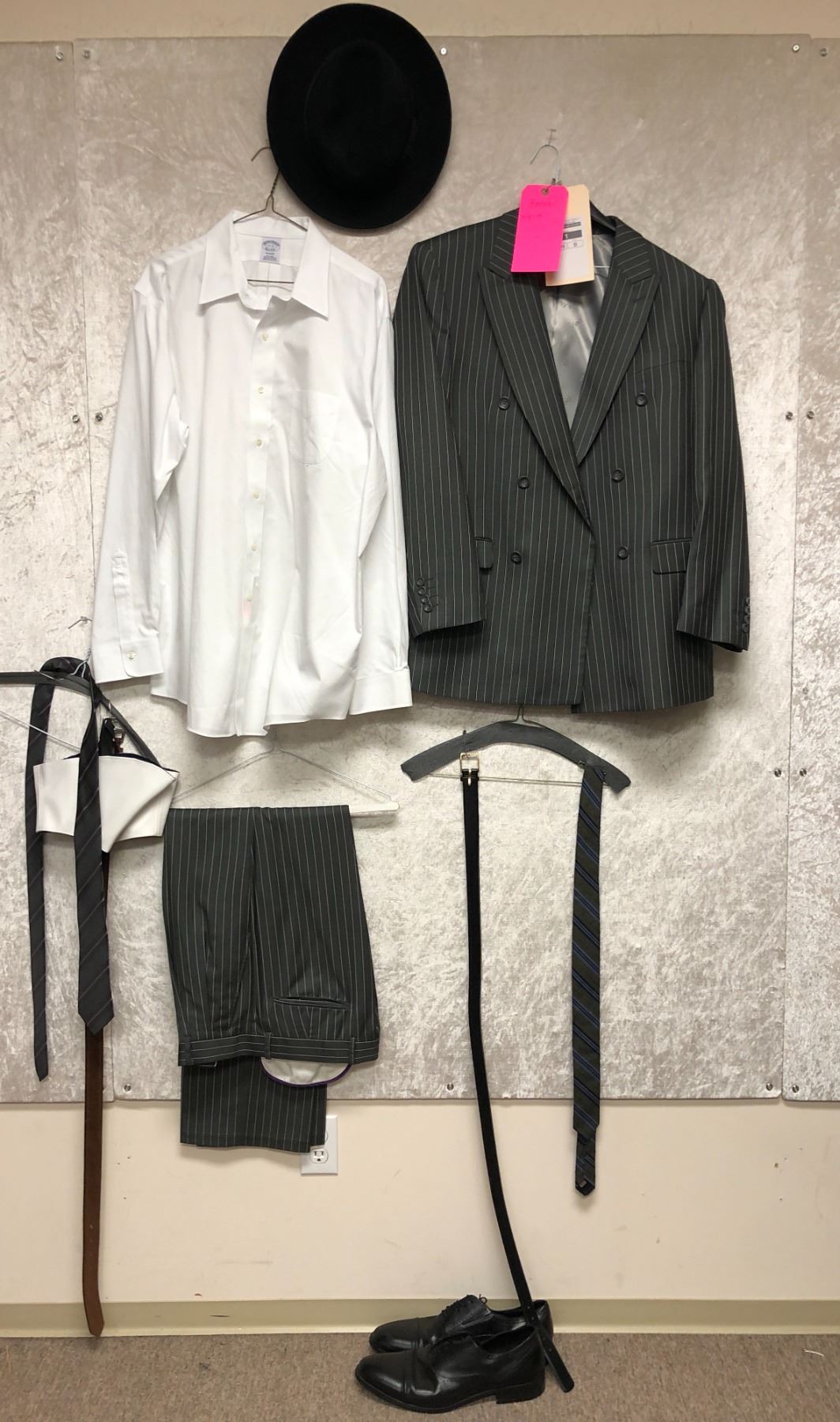 "Superheroes Show" custom-made gangster outfit - includes 2pc striped ...
