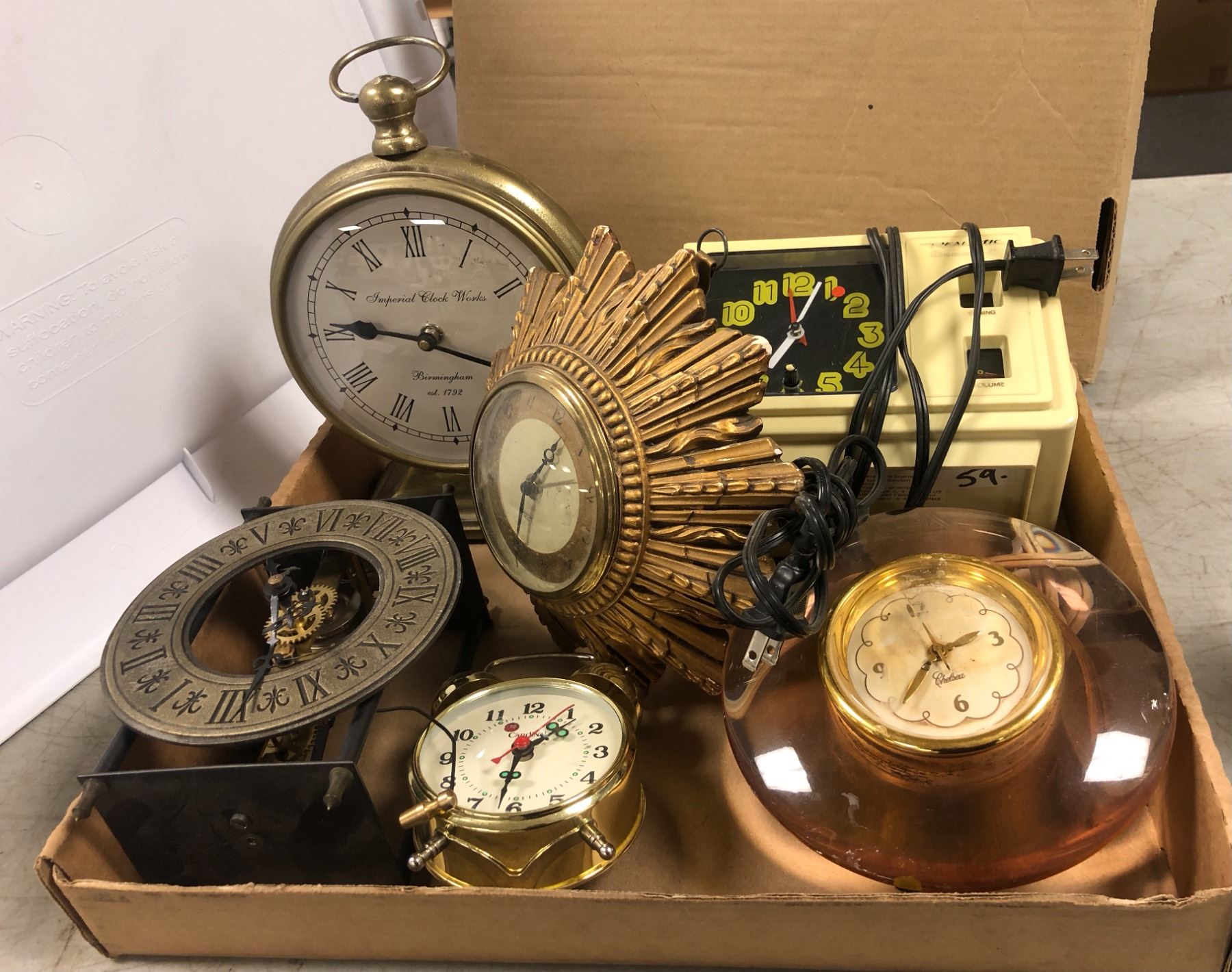 "The horror show" - Group of assorted vintage & antique clocks / clown ...