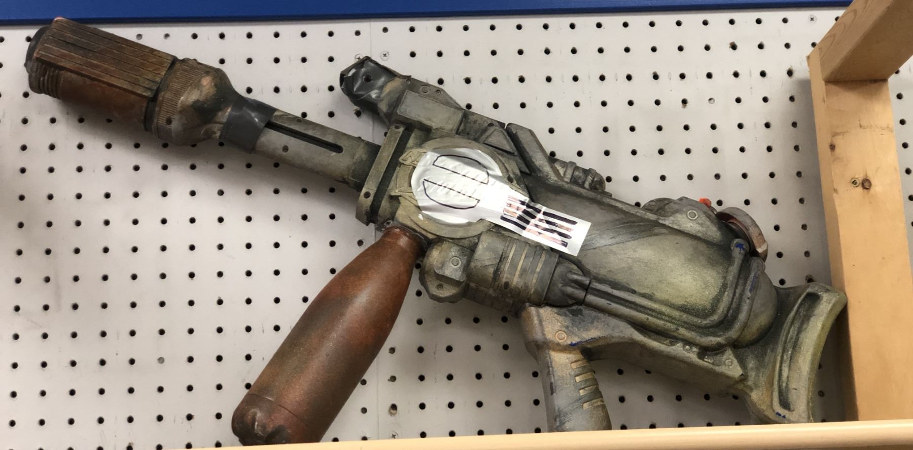 "Horror Show" - custom made futuristic plastic prop gun