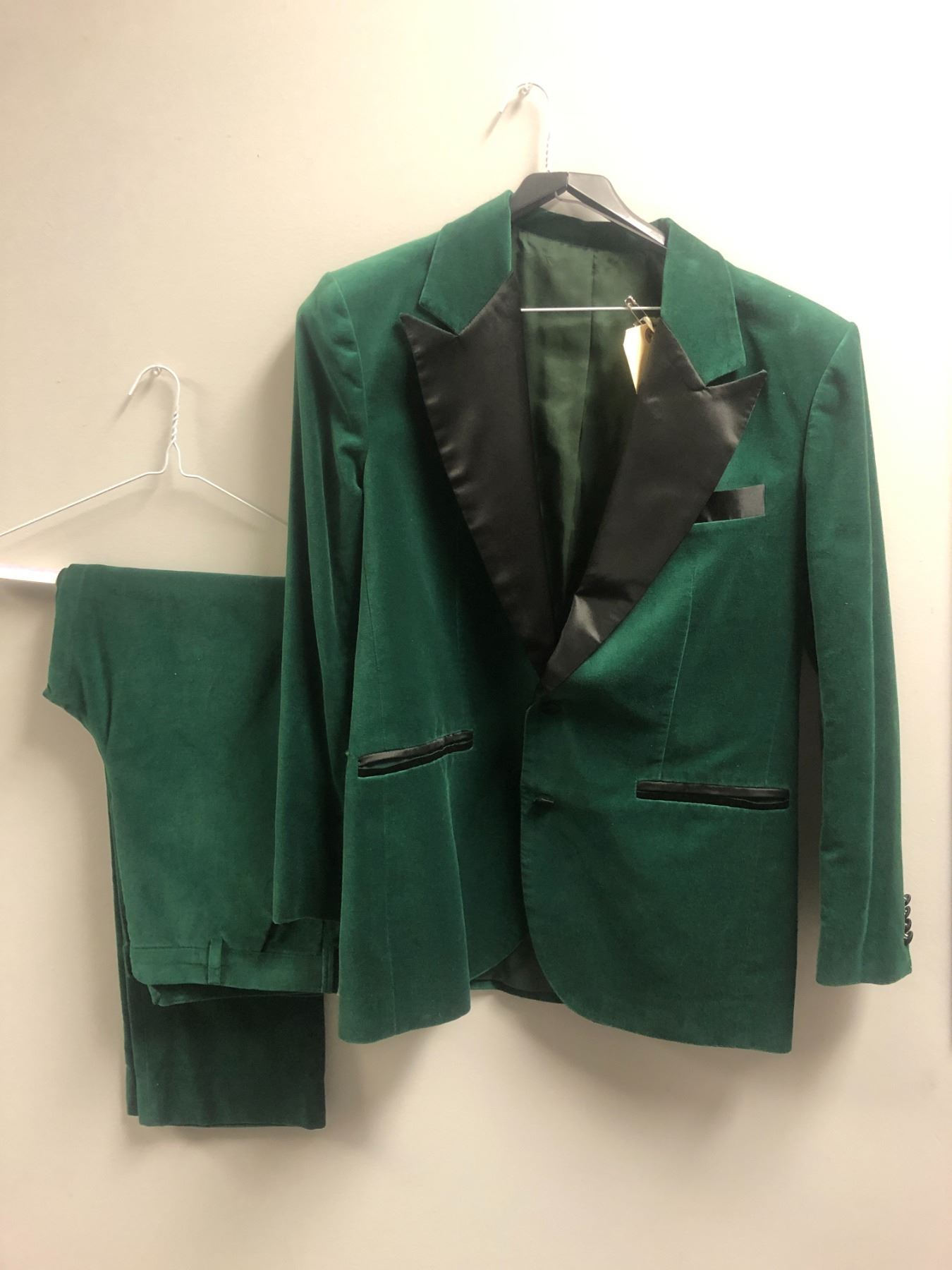 "Superhero Show" #3 Hero's Stunt outfit - includes a green and black ...
