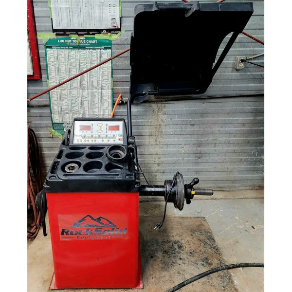 ROCK SOLID EQUIPMENT COMPUTER WHEEL BALANCER