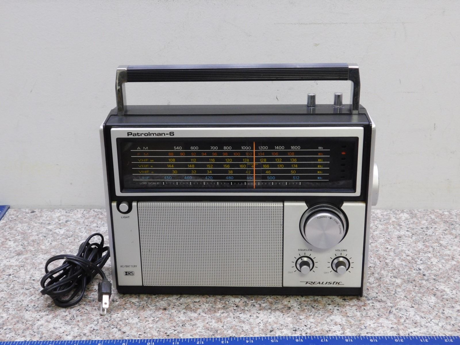 Vintage Realistic Patrolman-6 Shortwave Radio