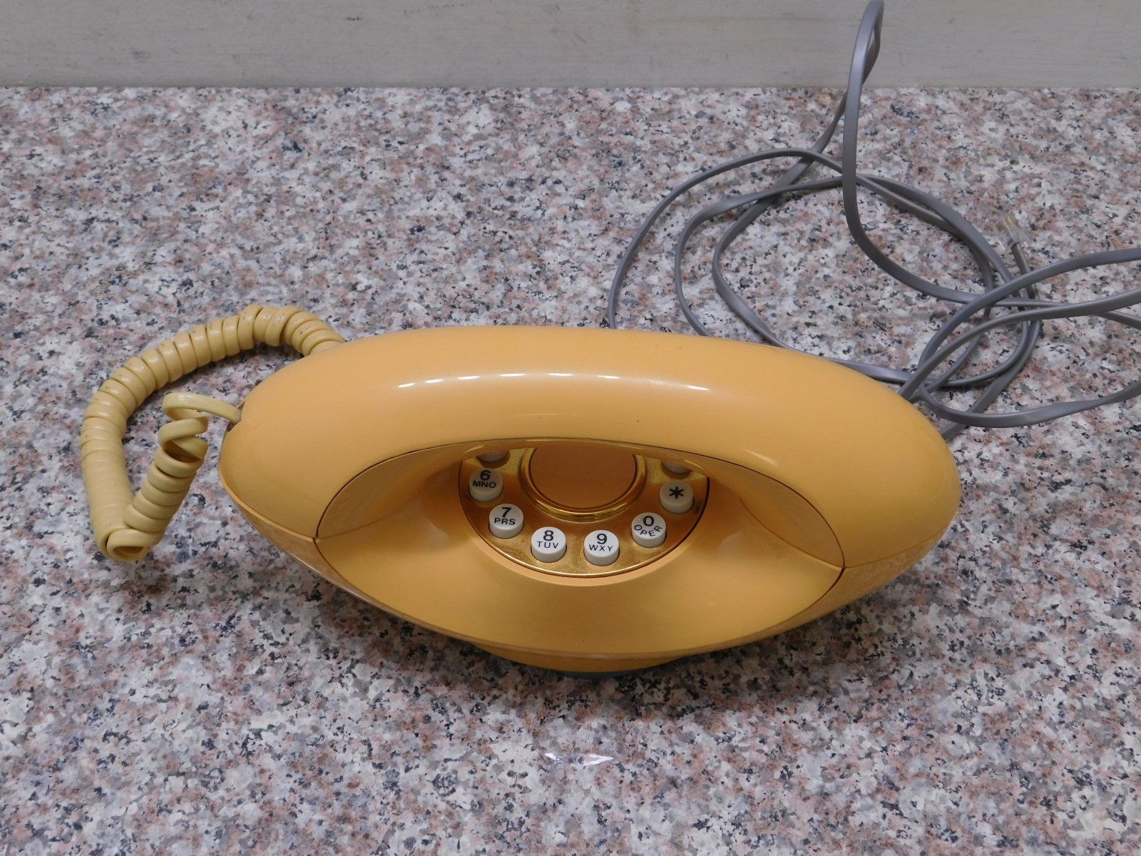 Vintage Retro ATC Genie Phone Beige Touch Tone Landline Desk Phone