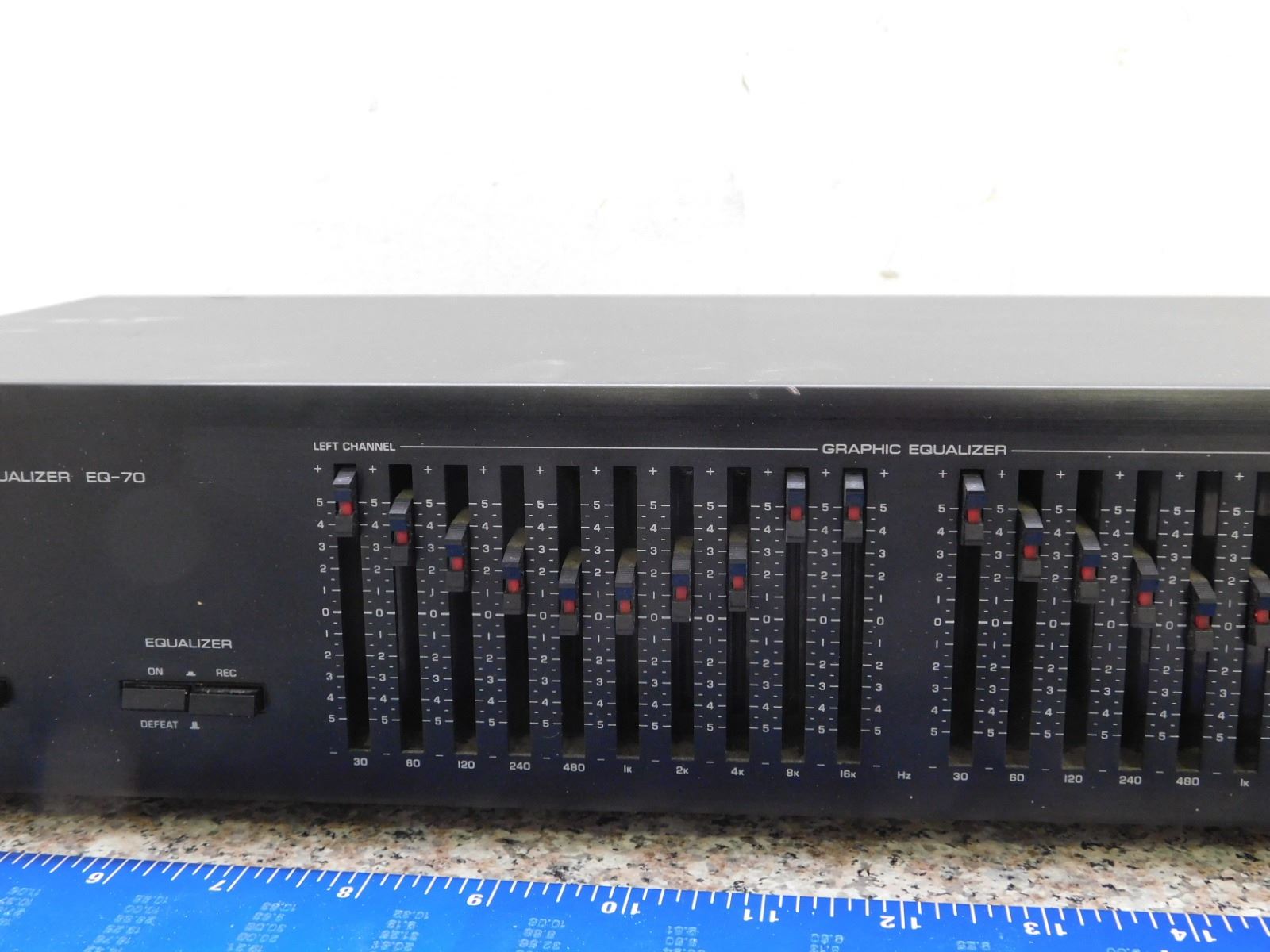 Yamaha EQ-70 Natural Sound Graphic Equalizer 10-Channel