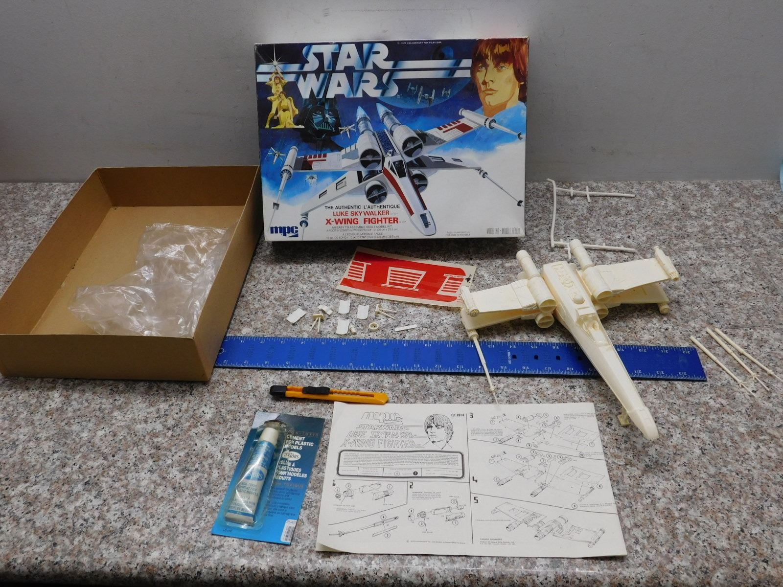 Star Wars MPC Luke Skywalker's X-Wing Fighter Model Kit