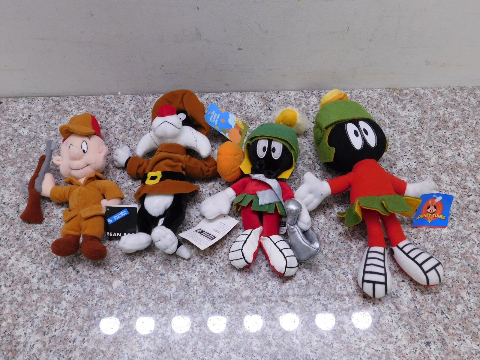 Lot of 4 Warner Brothers Looney Tunes Marvin Martian Sylvester Elmer ...