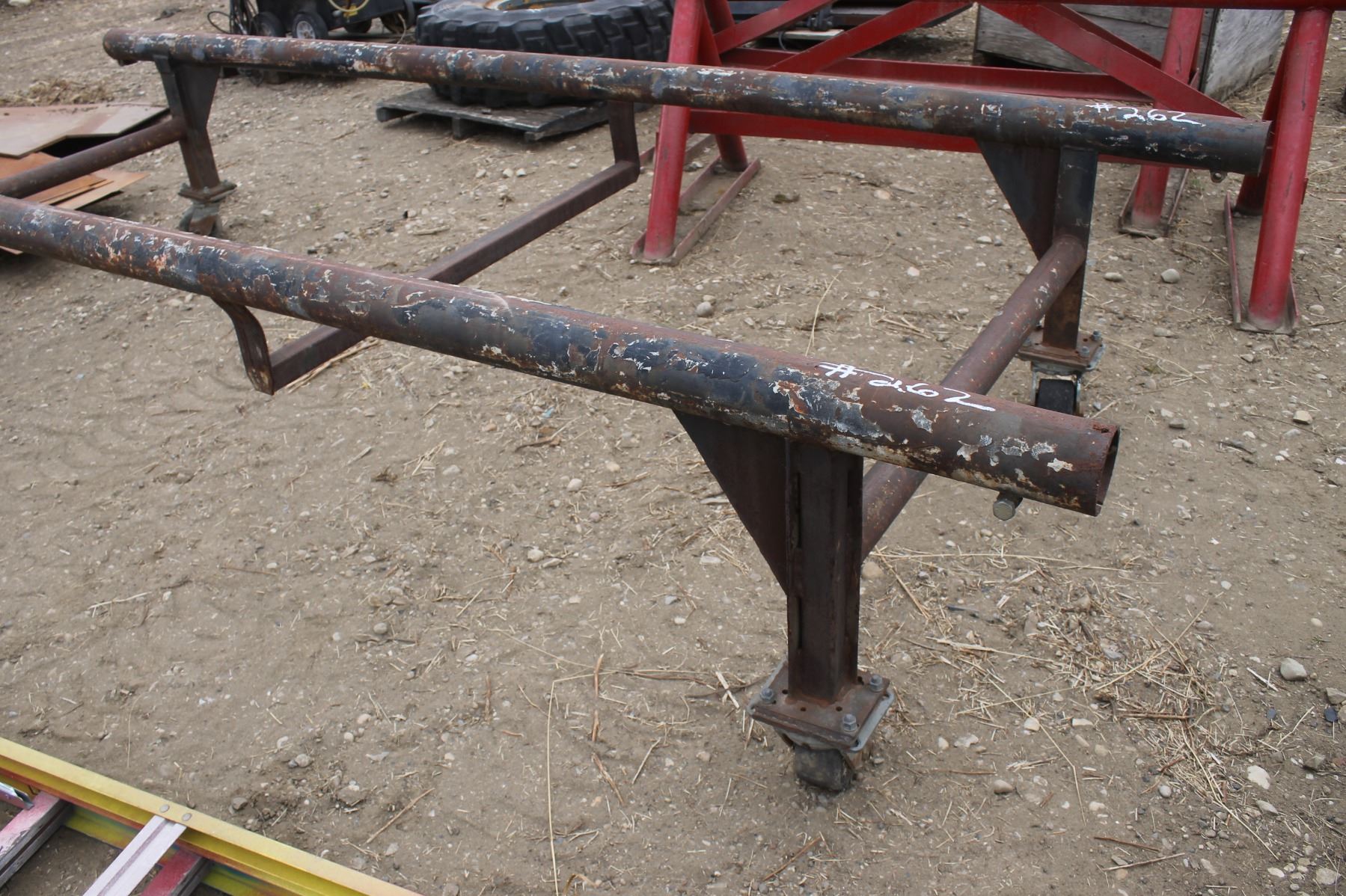 Rolling pipe frame
