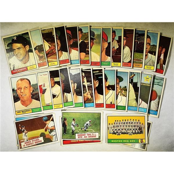 (31) 1961 TOPPS BASEBALL CARDS