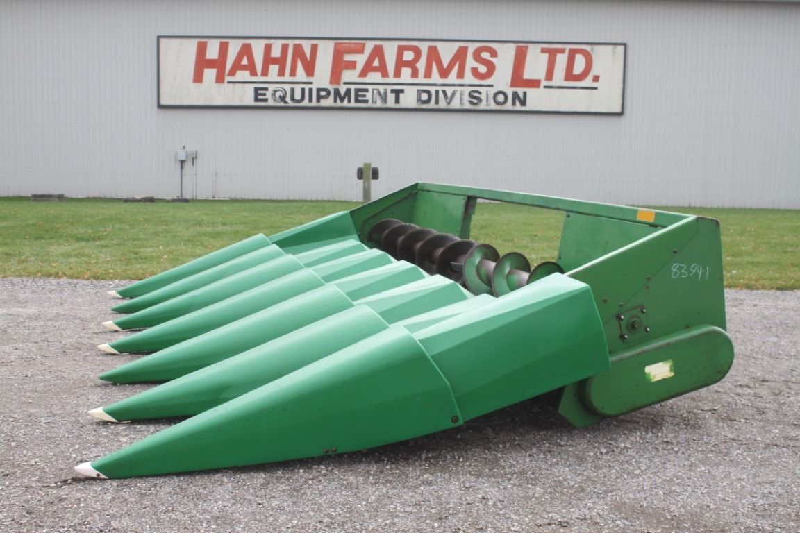 JD 643 6 row corn head, GVL poly conversion, fluted rolls, level land ...