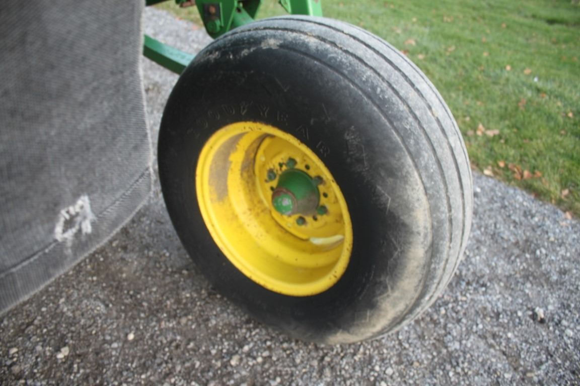 JD 926 10' Moco discbine, impeller, gear box that drives cutter deck needs replaced, local consignme