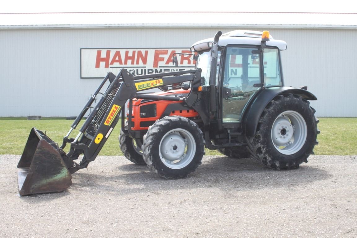 Agco GT 75 4wd tractor, cab, air, Stoll F15 SL loader, 480/70R30, 2 ...