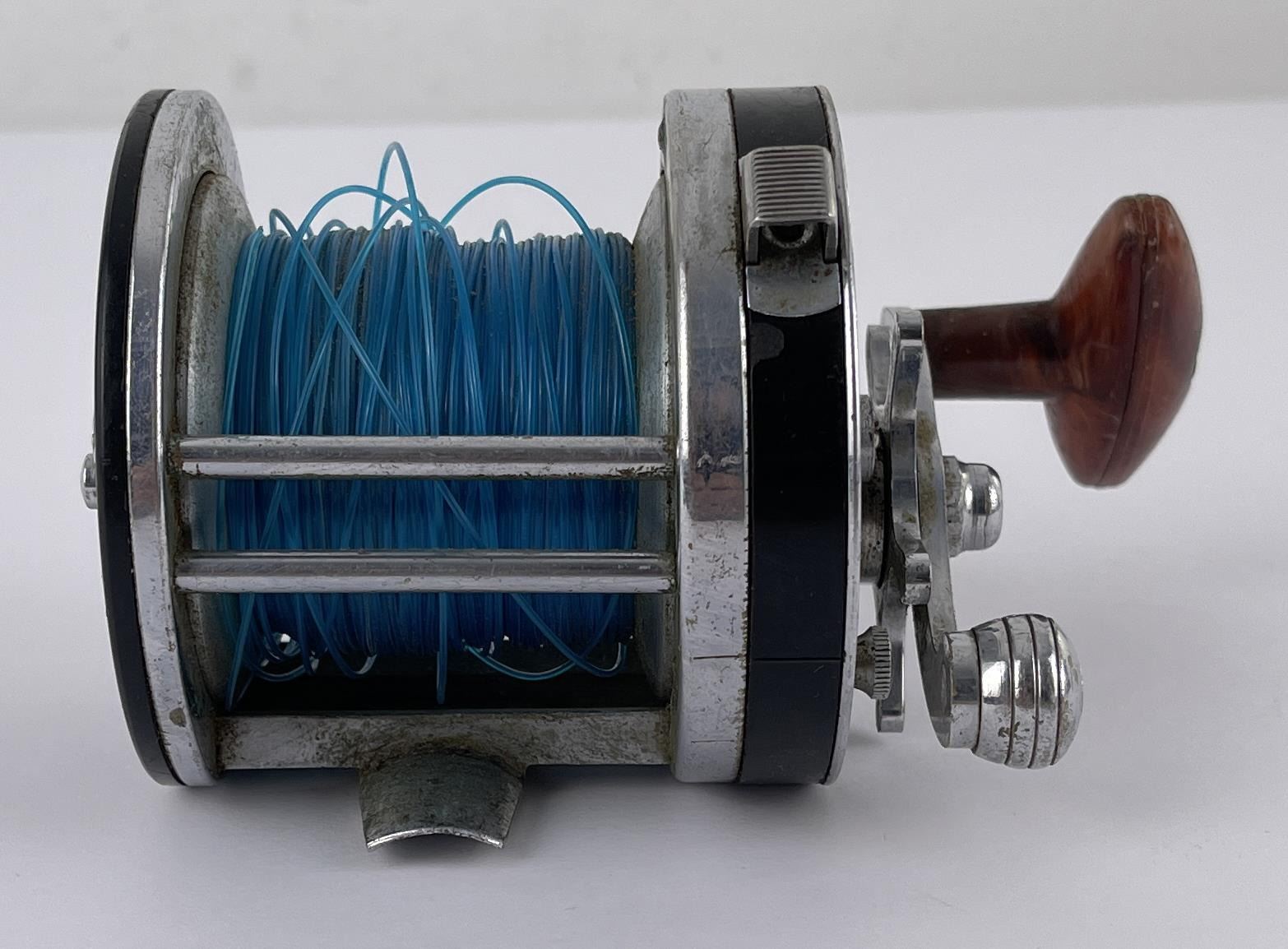 Vintage Pflueger Capitol No. 1988 Fishing Reel