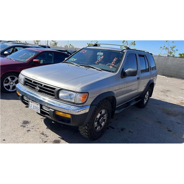 1999 Nissan Pathfinder
