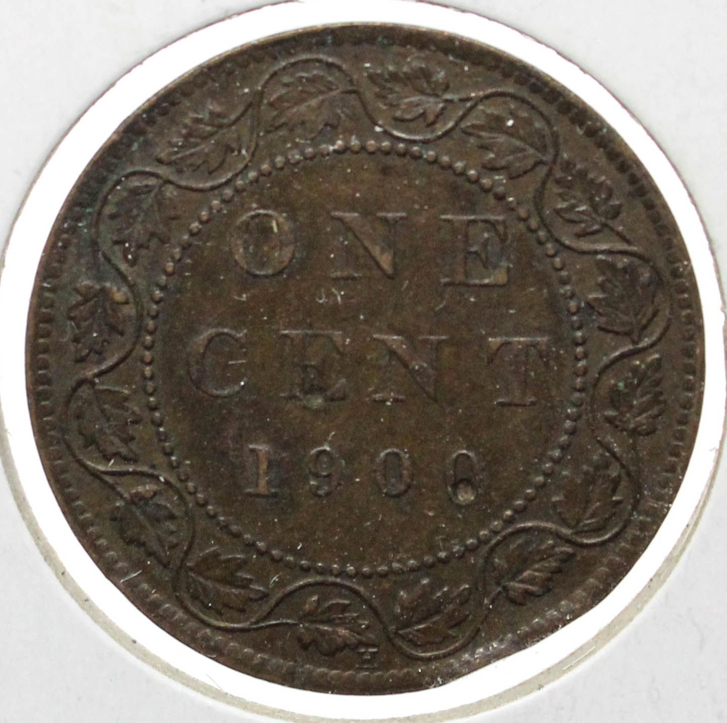 1900 H LARGE CANADIAN PENNY