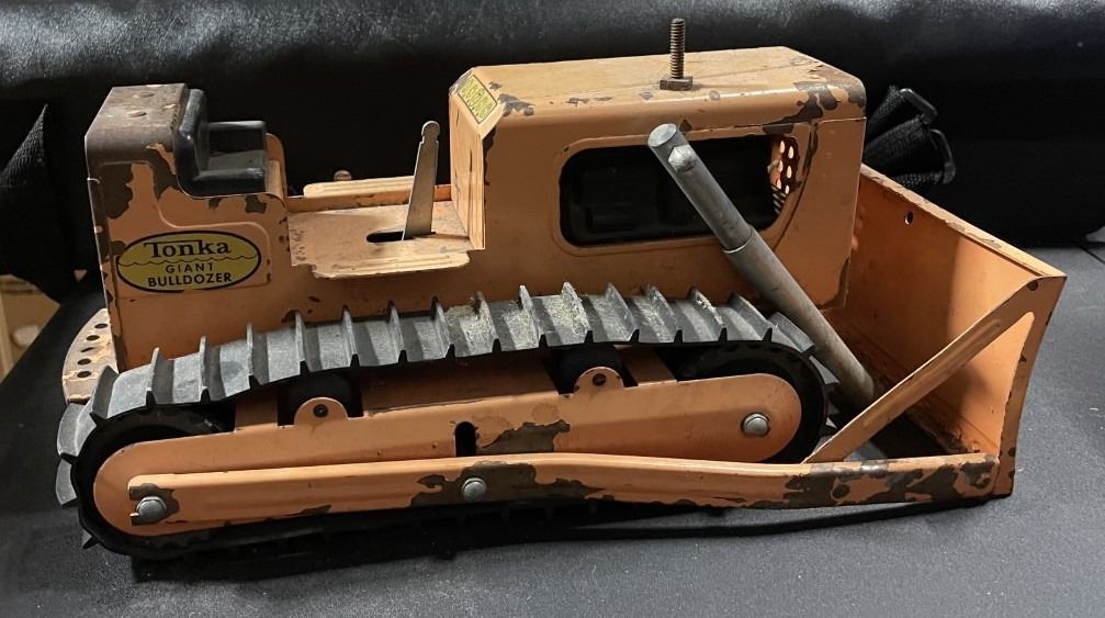 Tonka Giant Bull Dozer Vintage Toy