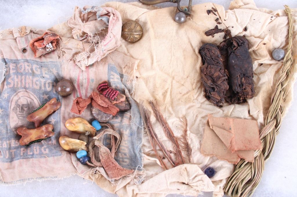 19th C. Blackfoot Medicine Bundle Contents
