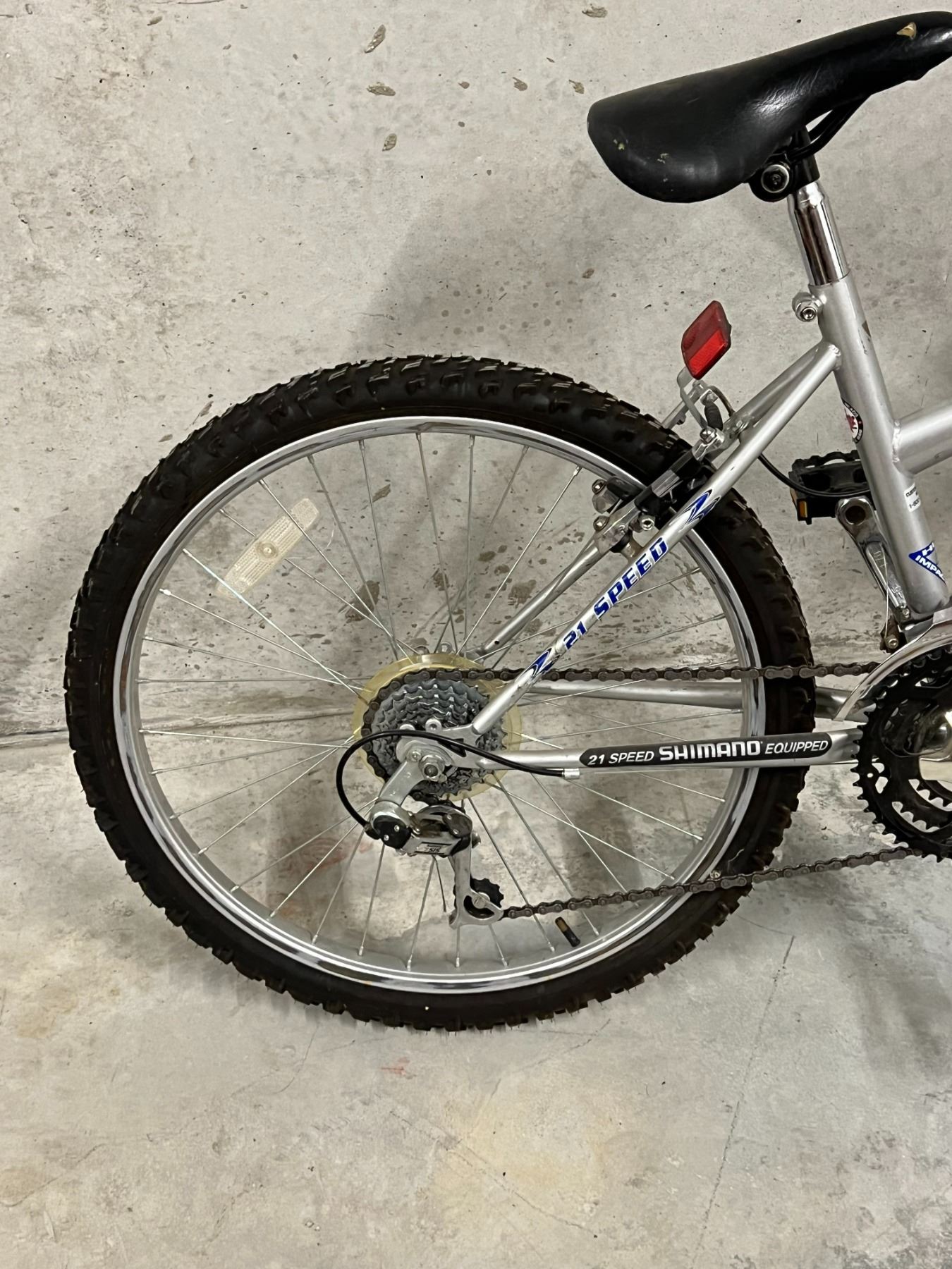 Arashi 21 speed Bicycle Bike 24" tires