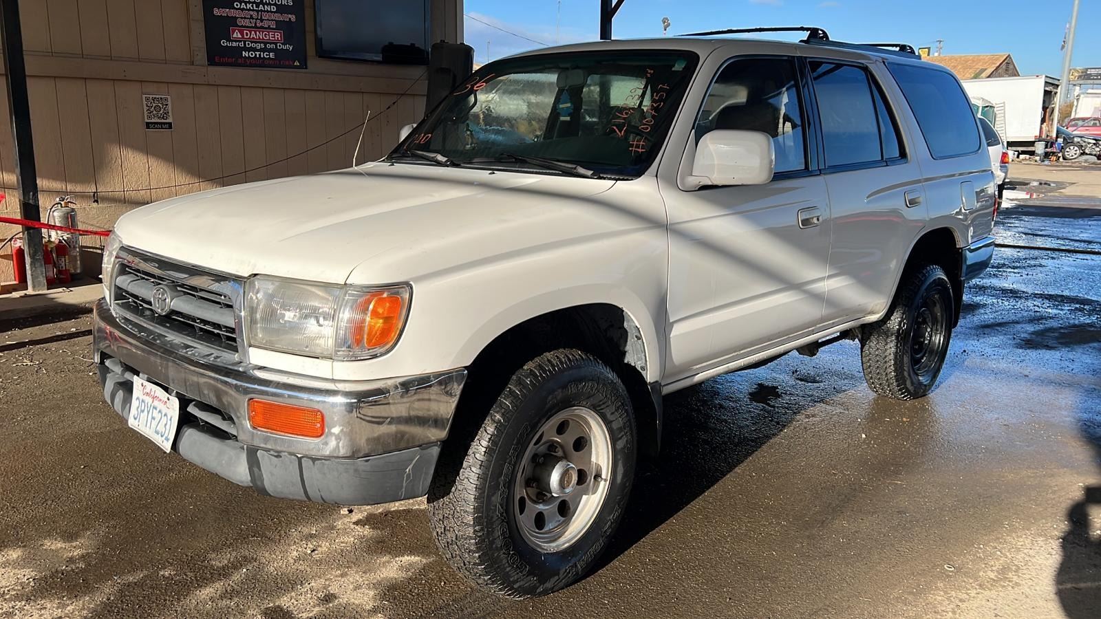 1996 Toyota 4Runner SR5