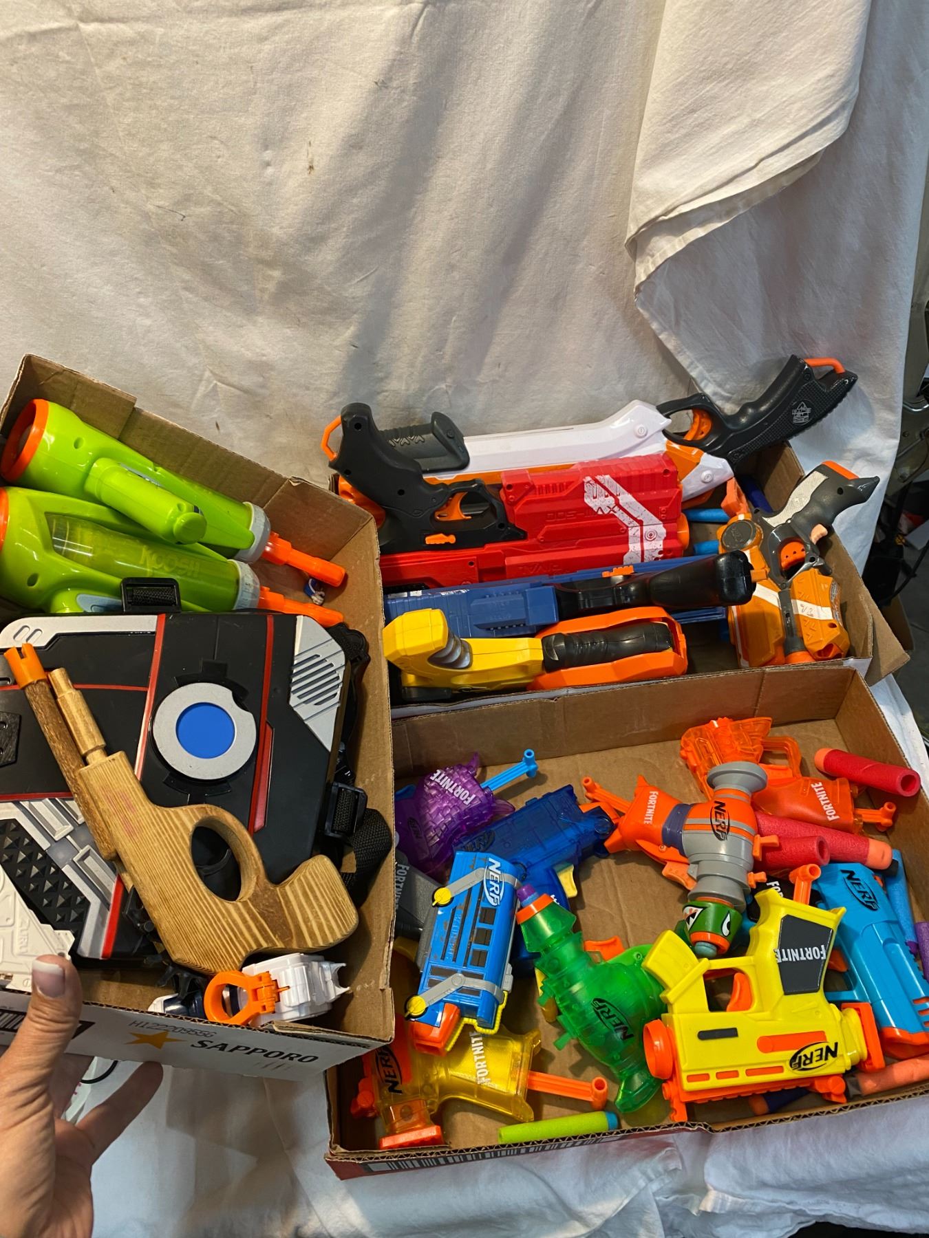 Nerf guns ect