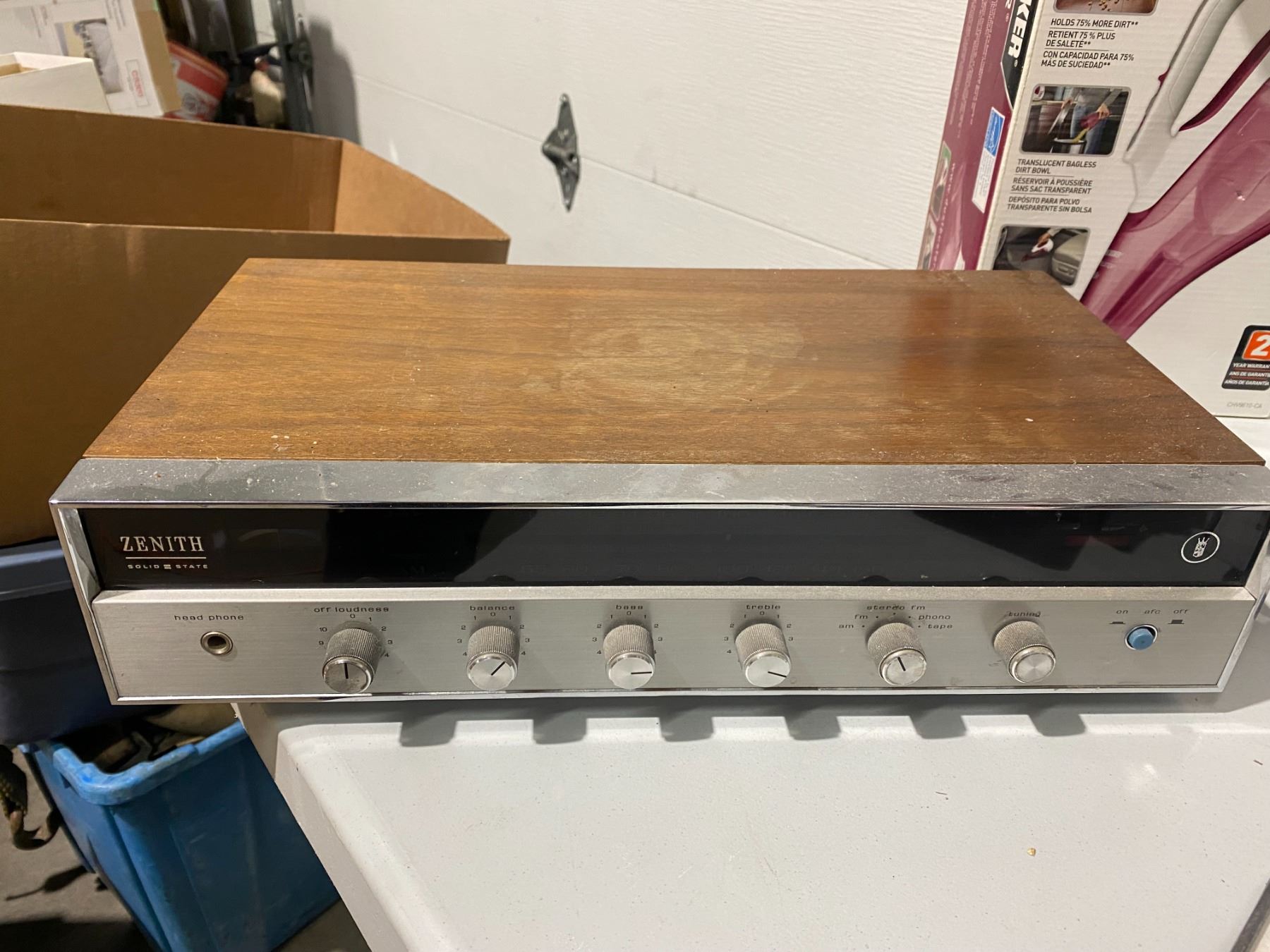 Zenith solid state amp