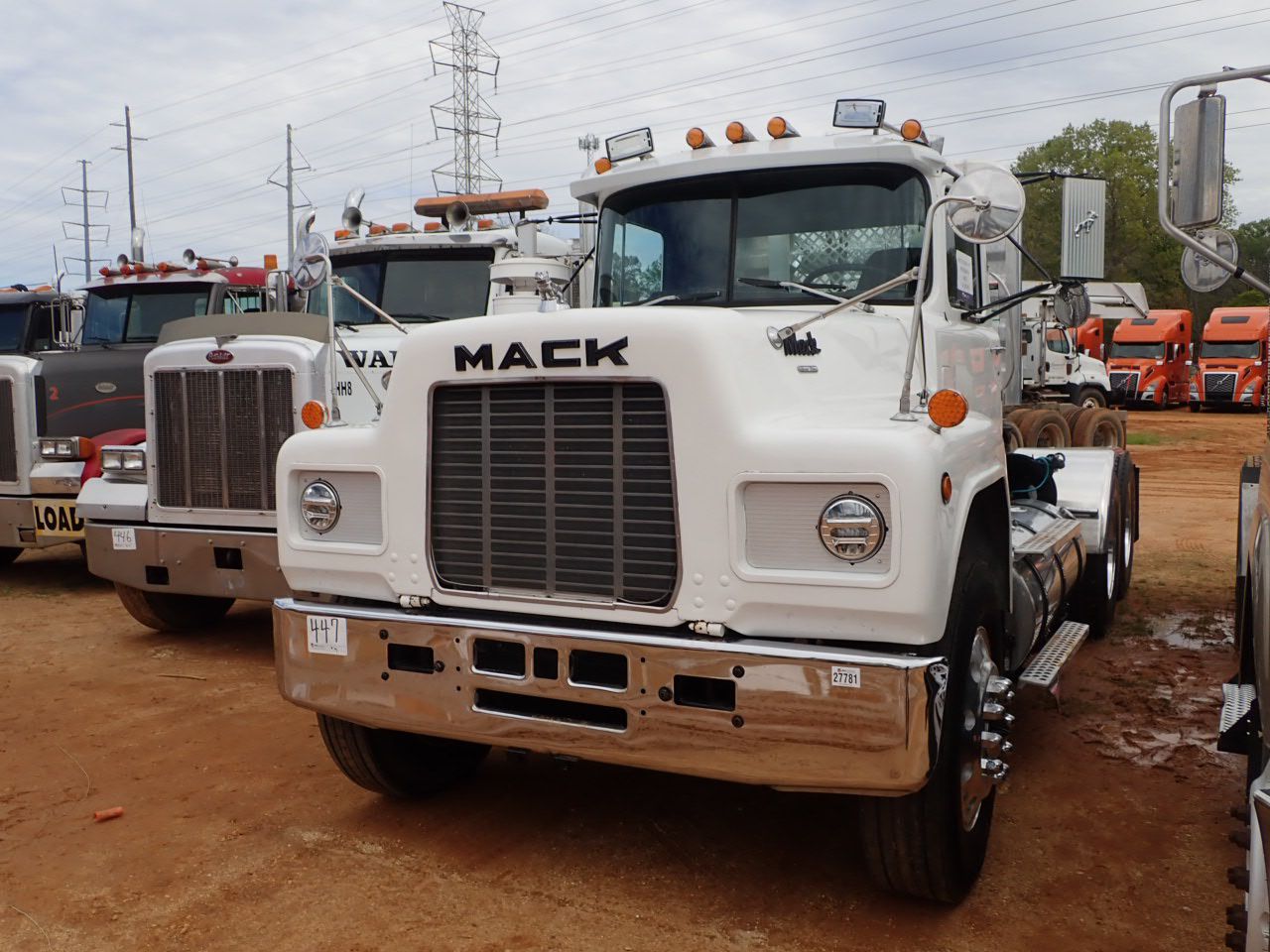1982 MACK R686ST LIMITED EDITION Day Cab Truck - J.M. Wood Auction Company, Inc.
