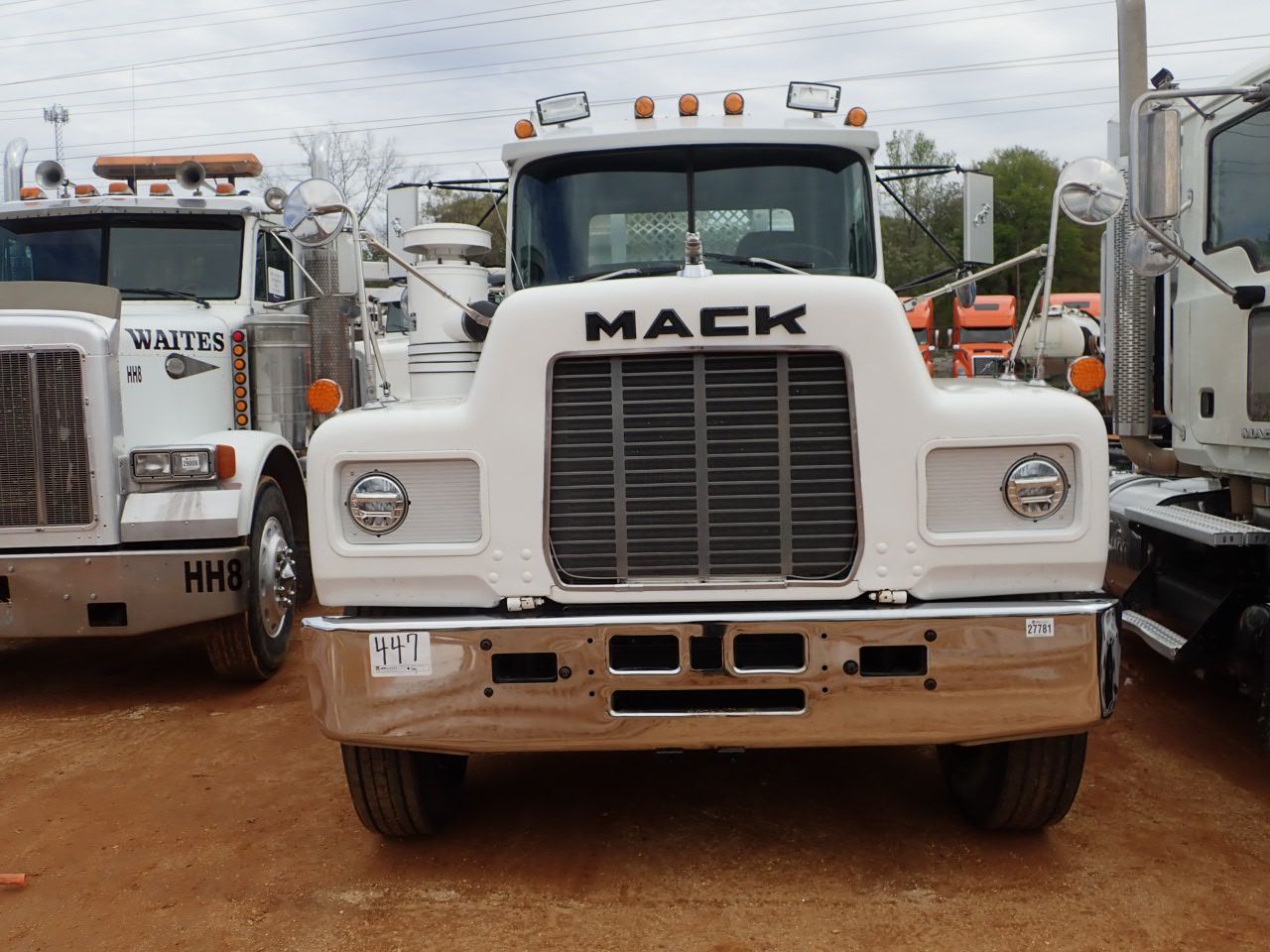 1982 MACK R686ST LIMITED EDITION Day Cab Truck - J.M. Wood Auction Company, Inc.
