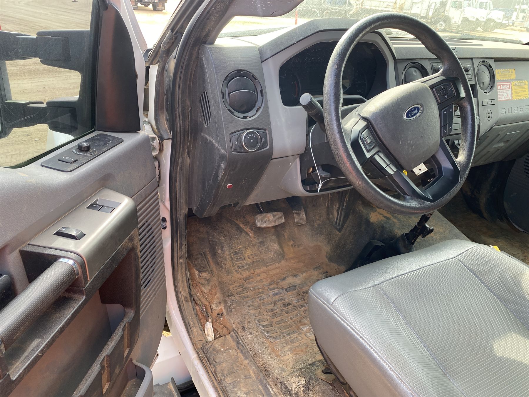 2022 FORD F750 Dump Truck - J.M. Wood Auction Company, Inc.