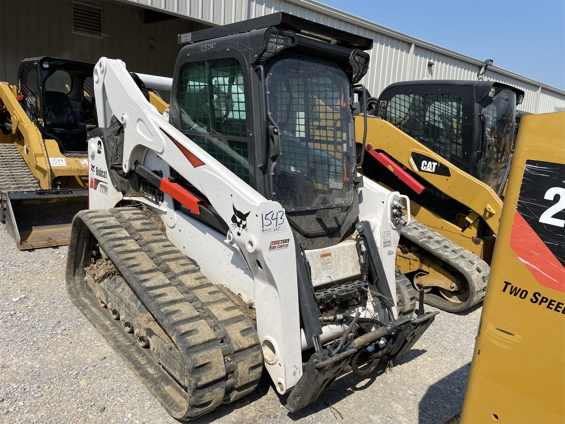 2022 BOBCAT T770 Skid Steer Loader - Crawler - J.M. Wood Auction Company, Inc.